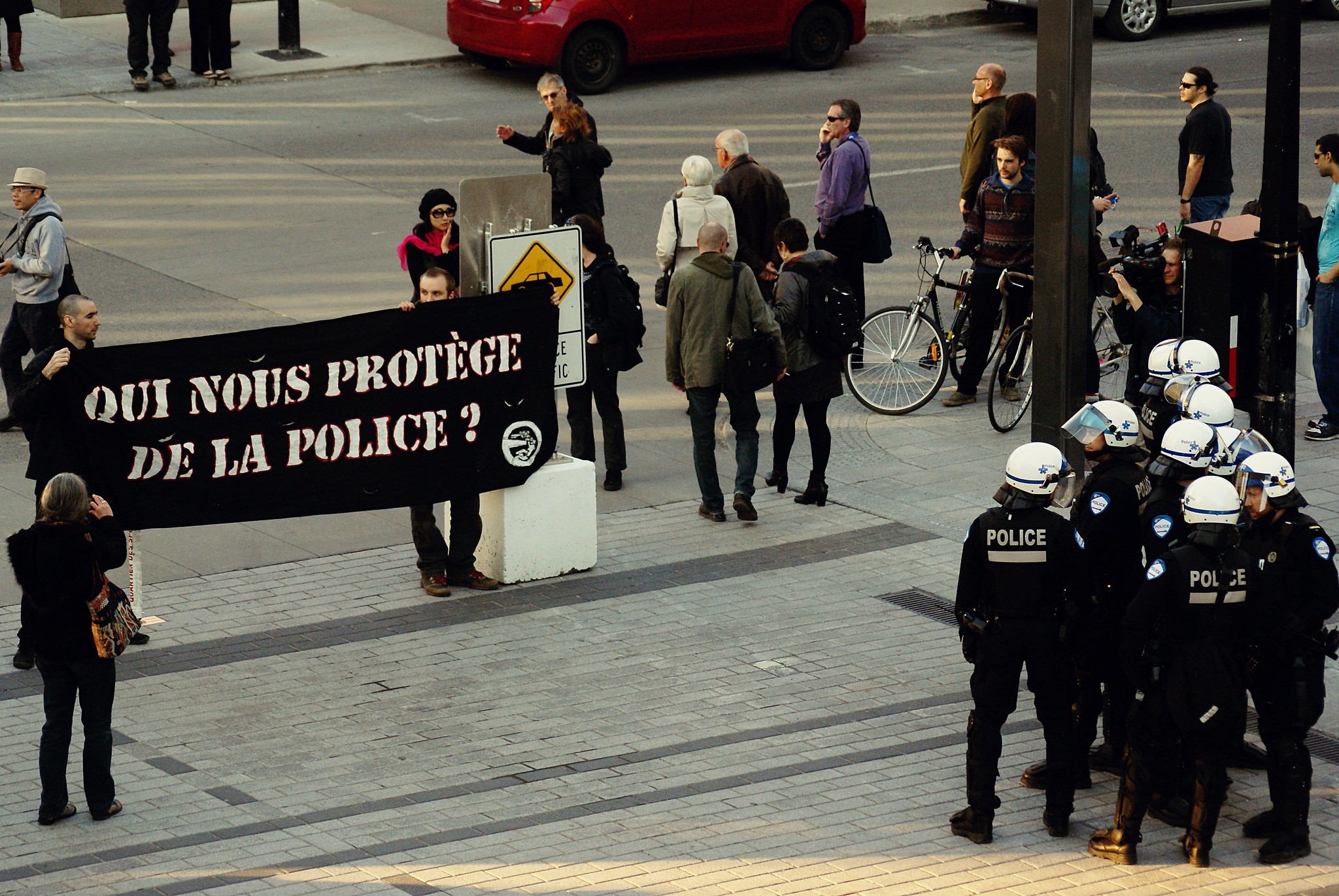 Projet de loi 14 : un cadeau pour la police de la part de la CAQ ...